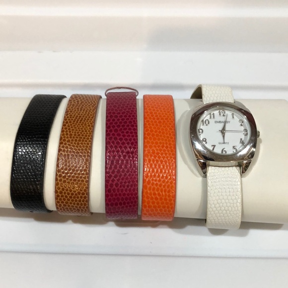 Embassy Quartz | Accessories | Embassy Silver Tone Quartz Watch With 5 ...